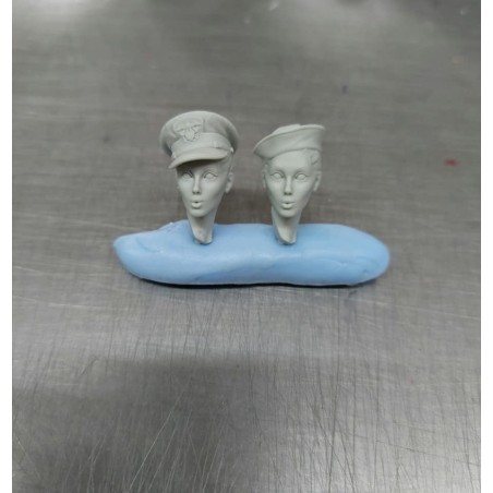 NAVY GIRL. Scale 90mm