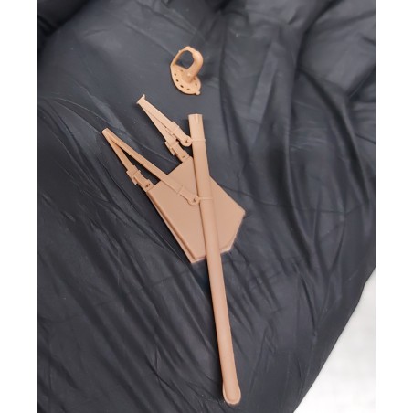 King's Dragoon Guards.Scale 100mm